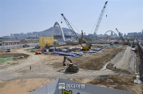 올 하반기 건설업 취업자 수 감소 추세건설경기 침체 영향