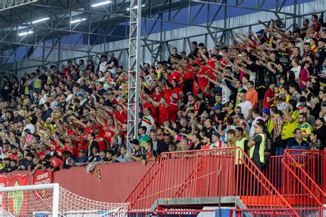 Brusque X Chapecoense Pelas Quartas Do Catarinense Onde Assistir Ao
