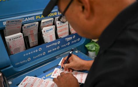 Sretnik iz Floride na lutriji osvojio milijardi dolara najviše u povijesti Telegram hr