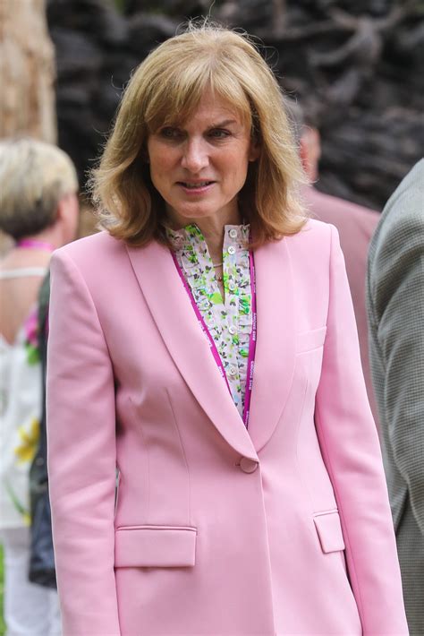 Antiques Roadshow Death Fiona Bruce Pays Tribute To Director Nicky Illis