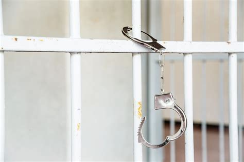 Wegen True Crime Podcast Mann Kommt Nach 23 Jahren Vorzeitig Aus