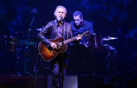 Beachlife Festival With Lenny Kravitz Sublime Alanis Morissette And