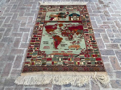World Map Handmade Super Fine Rug Handmade Wool Rug 132 X Etsy