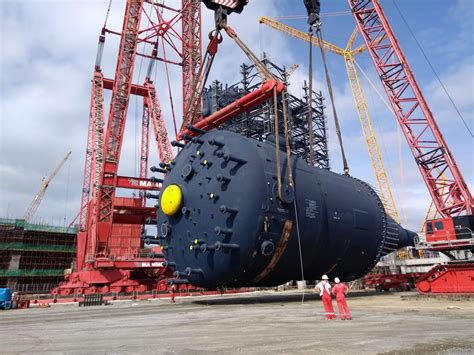 Mammoet Case Study Building Africas Biggest Oil Refinery Dangote Oil