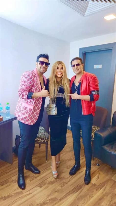 Na Alikande ‎در اولین روز سرد زمستان در قوری دوستی چای دم کنید، با