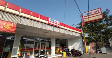 Daftar Minimarket Di Cianjur Tanpa Tukang Parkir Liar