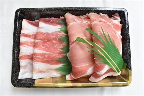【肉のカジ】美明豚 しゃぶしゃぶ用 400g（ロース200gばら200g） 肉 なめがたさんちの特選マルシェ