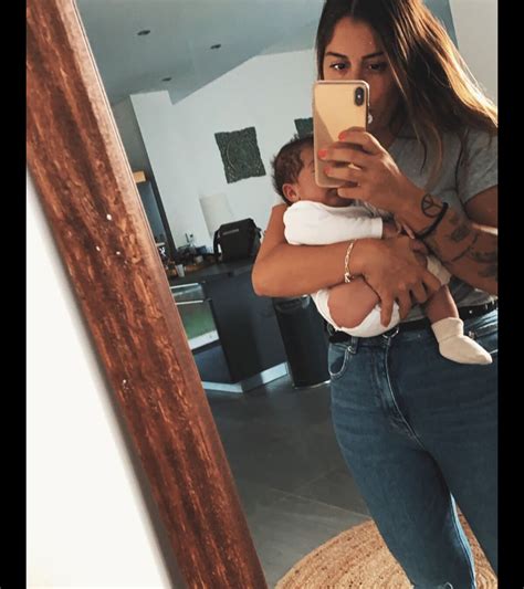 Photo Anaïs Camizuli Avec Sa Fille Kessi Sur Instagram Le 7