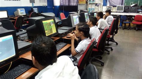Evento “la Hora Del Código Aprendiendo A Programar” Fundaeduca