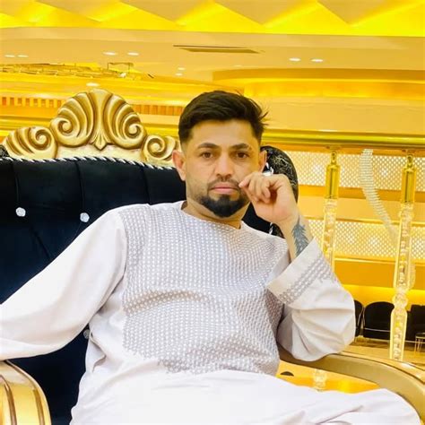 Ehsan Kashefi Nadim Auby • Threads Say More