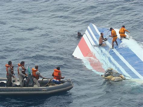 What Happened To Air France Flight 447 Crash Disappearance Pitot