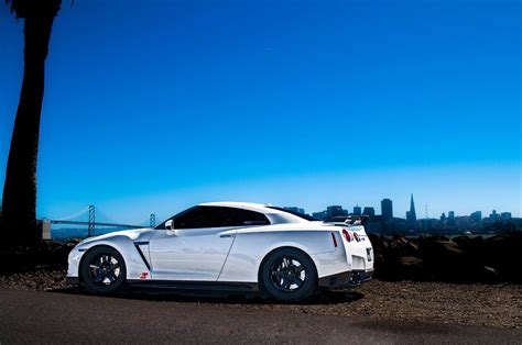 배경 화면 스포츠카 닛산 Gt R 쿠페 바퀴 초차 육상 차량 자동차 디자인 자동차 제조 고급 차량 2048x1360 Ersinozkul 172084