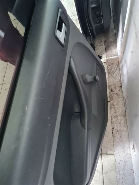 Türen Links Ford Focus Bj 2008 Farbcode F3 Da3 Ohne Ausspiegel In Nordrhein Westfalen