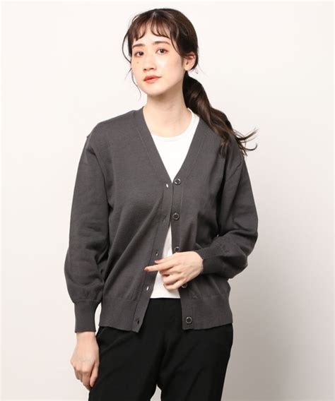 Tokyo Shirts（トウキョウシャツ）の「vネック ベーシック ニットカーディガン（カーディガンボレロ）」 Wear