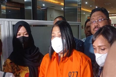 Putri Candrawathi Ditahan Febri Diansyah Bukti Klien Kami Kooperatif