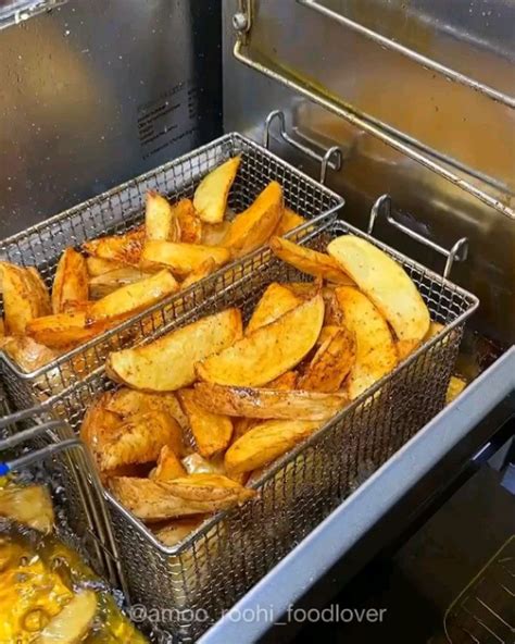 ‎تیستر پلاسtasterplusir‎ ‎بابا پسند ترین سوخاری کیلویی تهران👇فادر فود با بهترین سیب زمینی