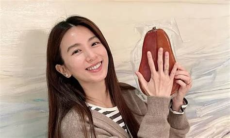 超大烏魚子！田馥甄邀許富凱吃年夜飯 Nownews 今日新聞 Line Today