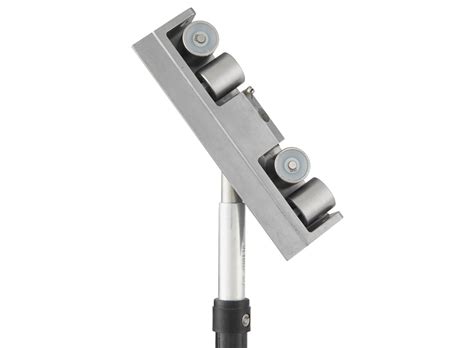Tapetech Corner Roller With Fibreglass Handle