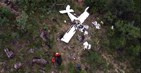 Corpos Das Vítimas De Queda De Avião Em Barreiras São Encontrados Fab