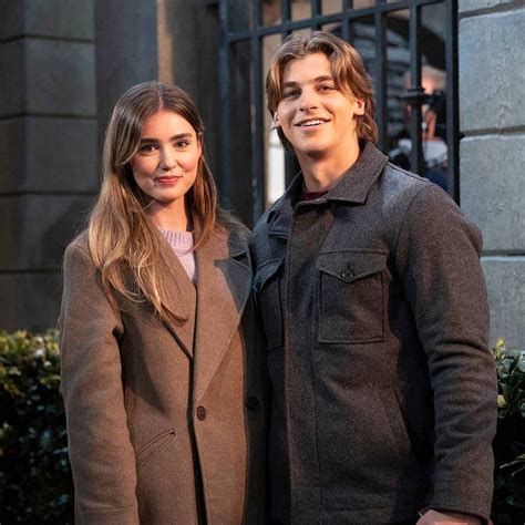 Behind The Scenes Stars Share Snaps From The Week Ending In December