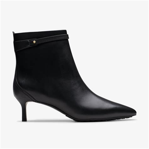 Womens Adela Up Black Leather Ankle Boots Clarks