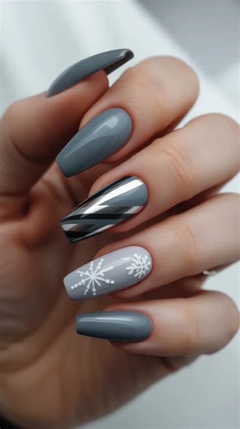 Chic Winter Nail Ideas 2025 Snowflake Trends And Minimal Designs