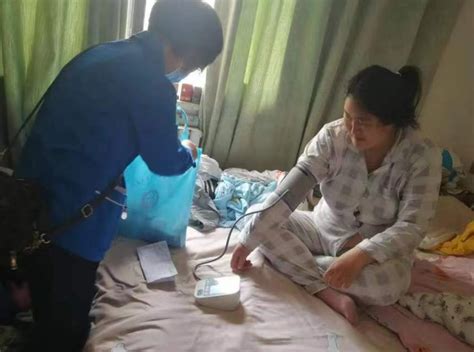 成立家庭医生服务队 做居民健康“守门人” 大河新闻