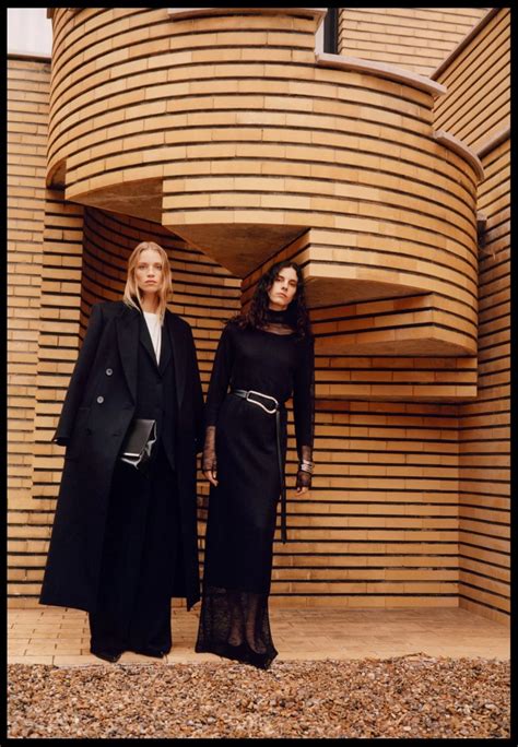 Massimo Dutti Limited Edition Fall 2023 Modern Elegance