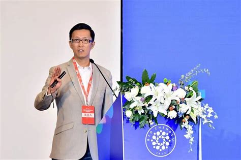 华烨博士华烨第3页大山谷图库