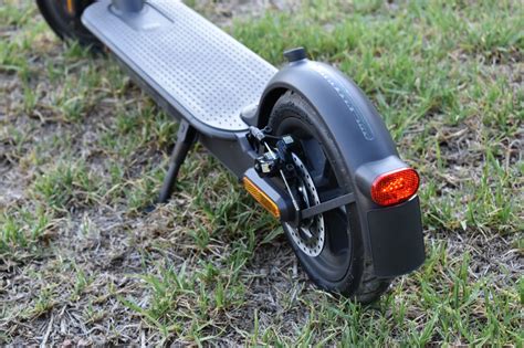 Review: Xiaomi Mi Scooter Essential! - GetElectric