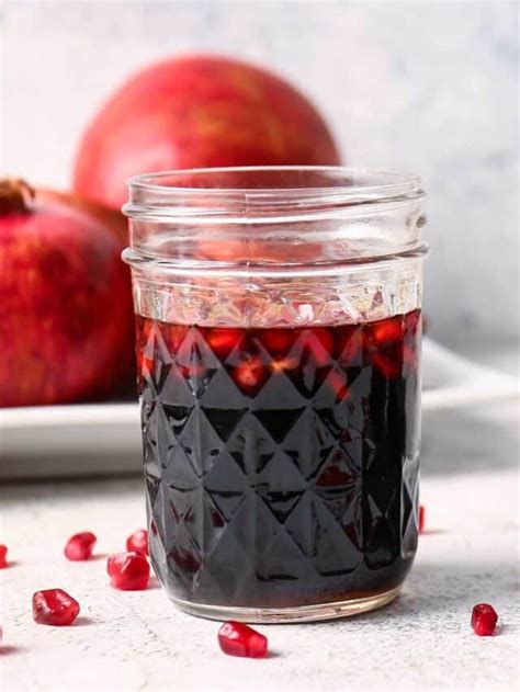 11 Pomegranate Molasses Substitutes And How To Use Them