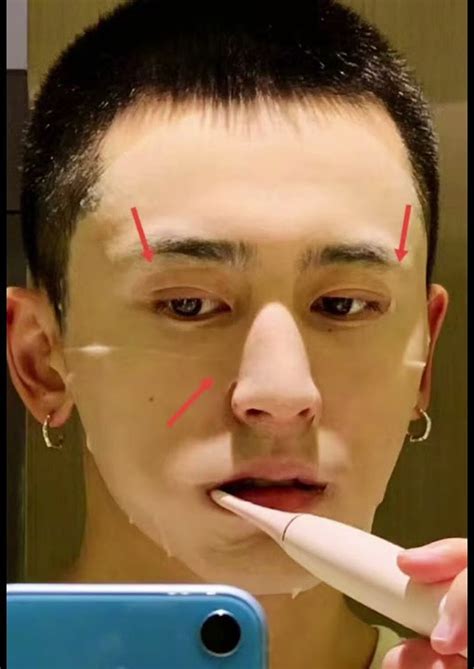 【假人张三坚】 打假视频！蟹老太近期不行了，连p图美工的钱都舍不得付了！直接ai生成图，不过姆姐不挑。被骗钱活该🤪浪浪钉 Ai换脸