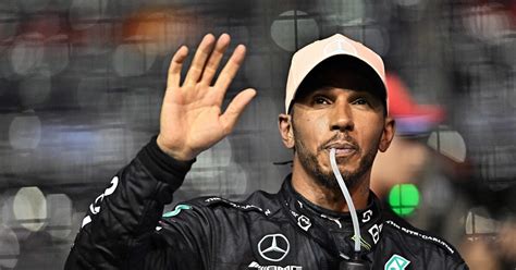 Hamilton lamenta desfecho ruim no GP de Cingapura de F 1 após bons