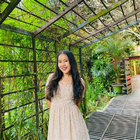 Hsu Shwe Yee Hnin Content Writer Freelance Linkedin