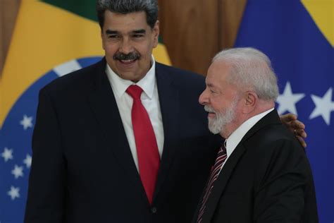 Lula Recibe A Maduro En Brasilia Con Honores De Estado