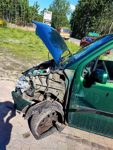Auto W Rowie Sprawca Bez Prawa Jazdy Warszawa W Pigu Ce