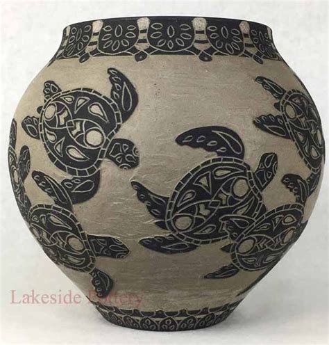Sgraffito Turtle Vase Wooden Vase Ceramic Vases Ceramic Art Diy Vase