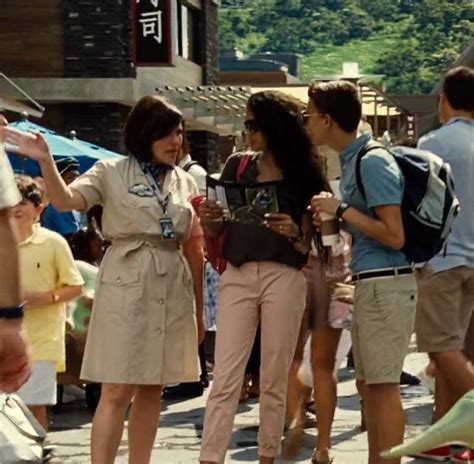 Jurassic World Visitor Map Brochure Jurassic World Visitor Map Brochure
