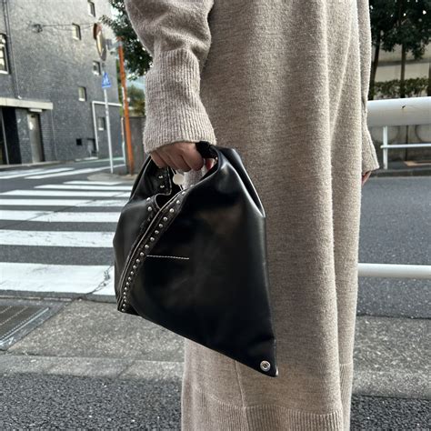 【までの】 Mm6 エムエムシックス Maison Margiela ロゴリング Lサイズ Vddci M40138494665 れあり