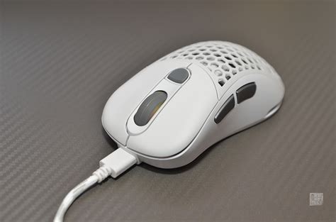 가벼운 타이탄 G 에어 타공 무선 게이밍 마우스 후기