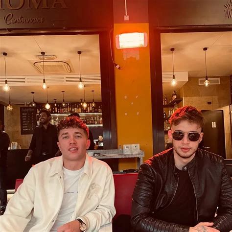 Florenc Florenc • Instagram Photos And Videos