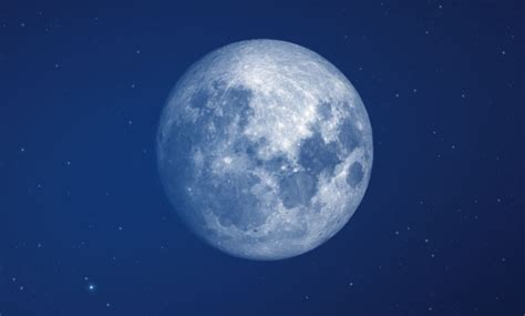 Super lune bleue un impressionnant et rare phénomène à observer dans