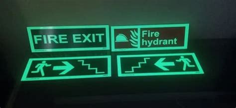 Rigid Sheet Rectangular Fire Exit Sign Board For Commercial Board