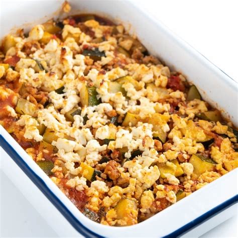 Deftiger Low Carb Zucchini Hackfleisch Auflauf Mit Feta