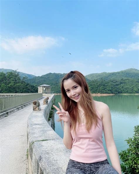 着小背心行山！陳煦凝露腰又晒胸｜即時新聞｜繽fun星網｜oncc東網