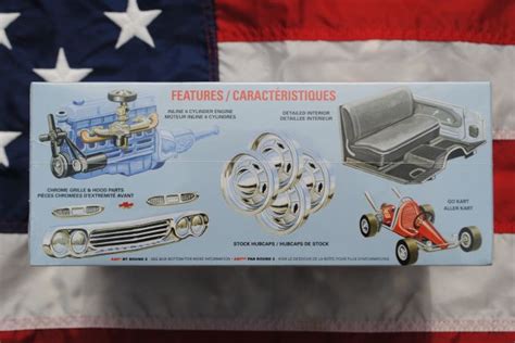AMT 1063 1960 Chevy Custom Fleetside Pickup With Go Kart Grootste