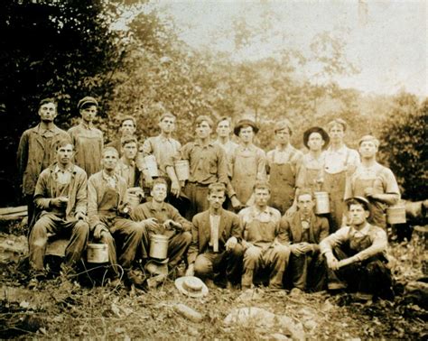 Solve Grand Paws Logging Crew Jigsaw Puzzle Online With 20 Pieces