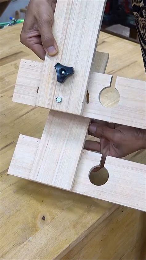 Best 13 Diy Table Router Guide Rail Jig For Woodworking Projects