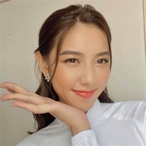 Vẻ ngoài khó nhận ra của Hoa hậu Hòa bình Quốc tế Thùy Tiên