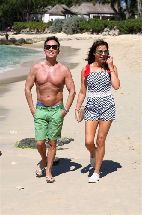 Lizzie Cundy Sexy The Fappening Leaked Photos